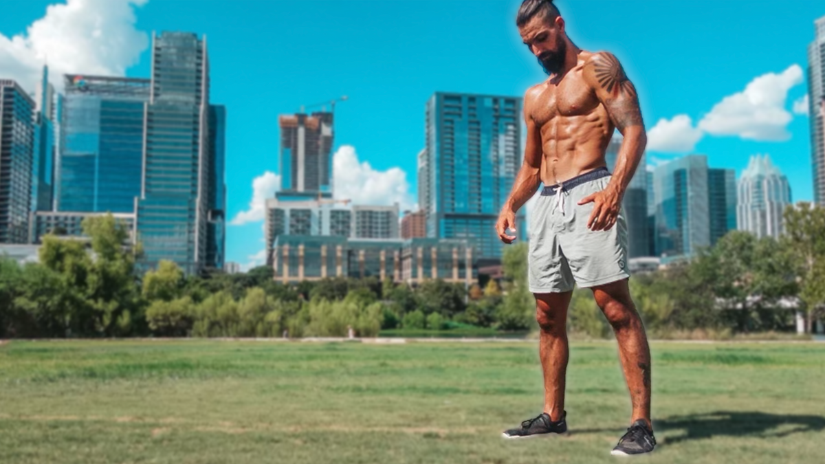 How I Train While Traveling – Strength Side